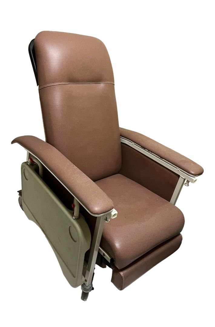 Mobile Recliner Geriatric Chair with tray, Health & Nutrition ...