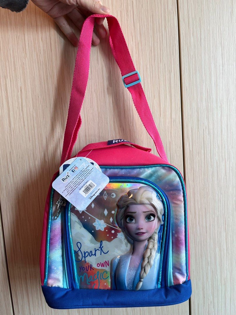 Official Frozen Elsa bag, 兒童＆孕婦用品, 嬰兒及小童流行時尚 - Carousell