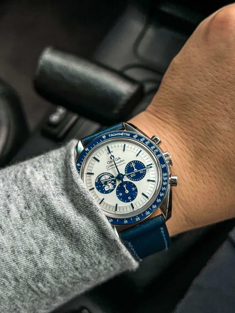 Omega Speedmaster Silver Snoopy Award, Luxury, Watches on Carousell