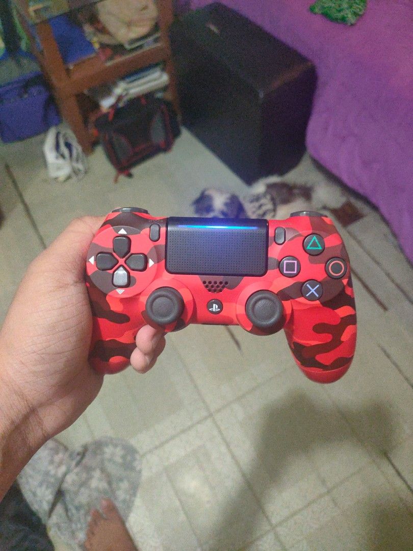 Original PS4 controller DS4 Camo Red, Video Gaming, Gaming Accessories ...