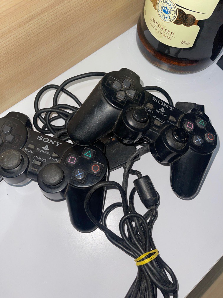 PlayStation 2 DualShock Controllers bundle Untested BUY AT YOUR OWN ...