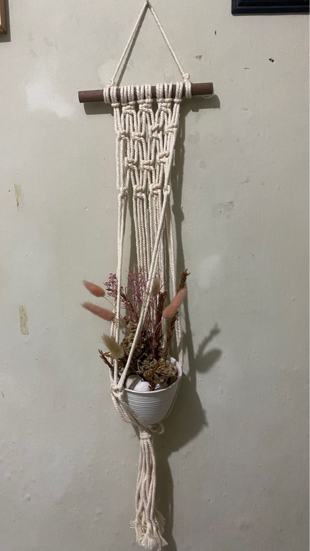 Pot Gantung Hanger Macrame, Desain & Kerajinan Tangan, Barang ...