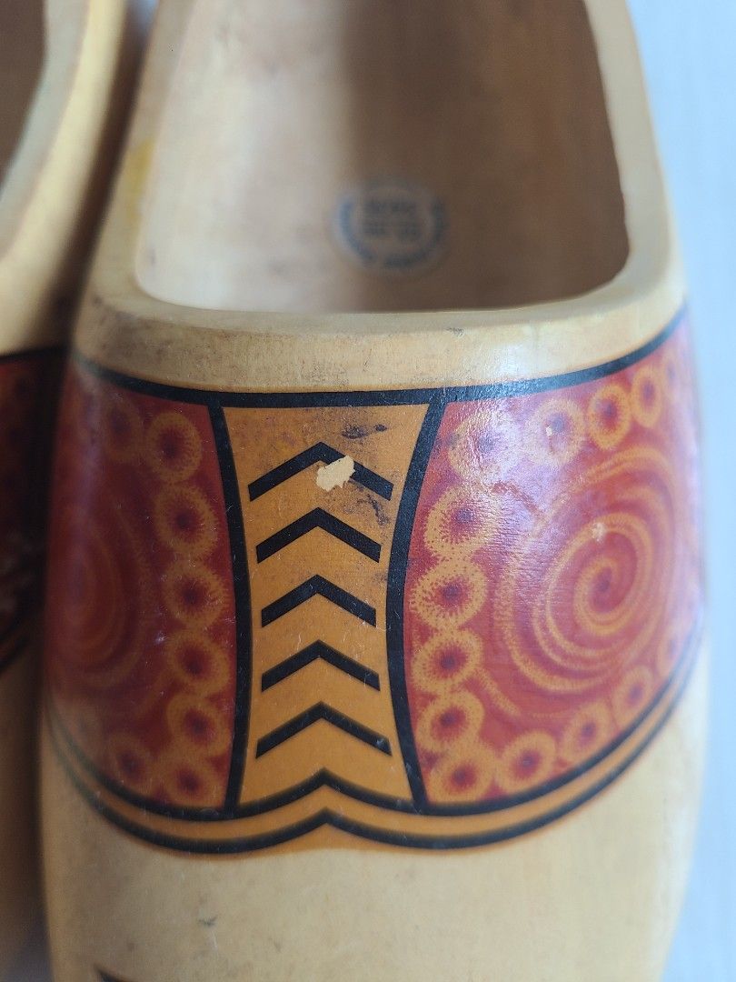 Rare real life size wooden crocs, Hobbies & Toys, Memorabilia ...