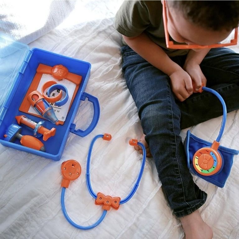 (readystock) Blippi Doctor Playset - Stethoscope, Glasses, Blood ...