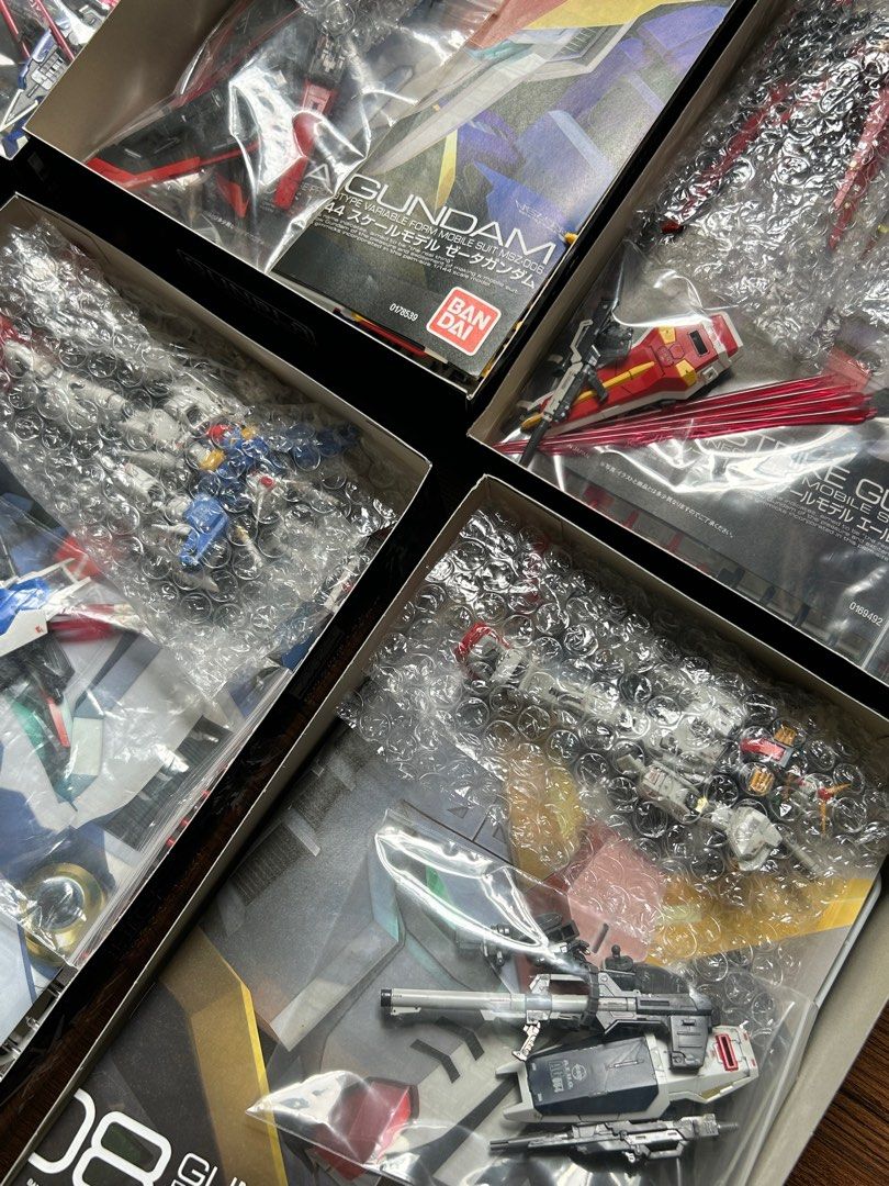 (Built) RG & HG Gundam Real Grade & High Grade Gunpla ($15 - $30 ...