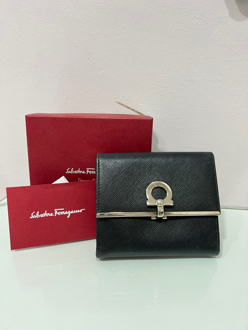 Salvatore ferragamo wallet, Women's Fashion, Bags & Wallets, Wallets ...