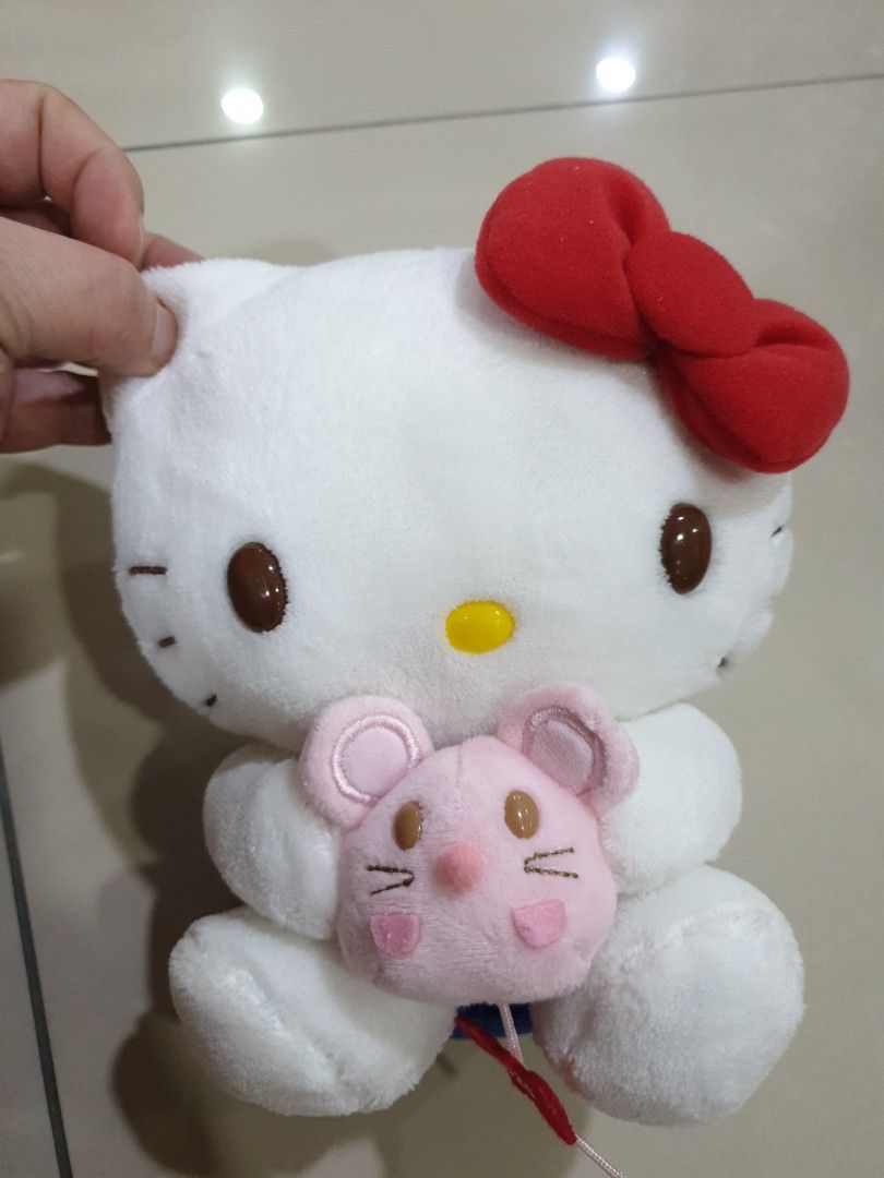 Sanrio Hello Kitty plush toy, Hobbies & Toys, Toys & Games on Carousell