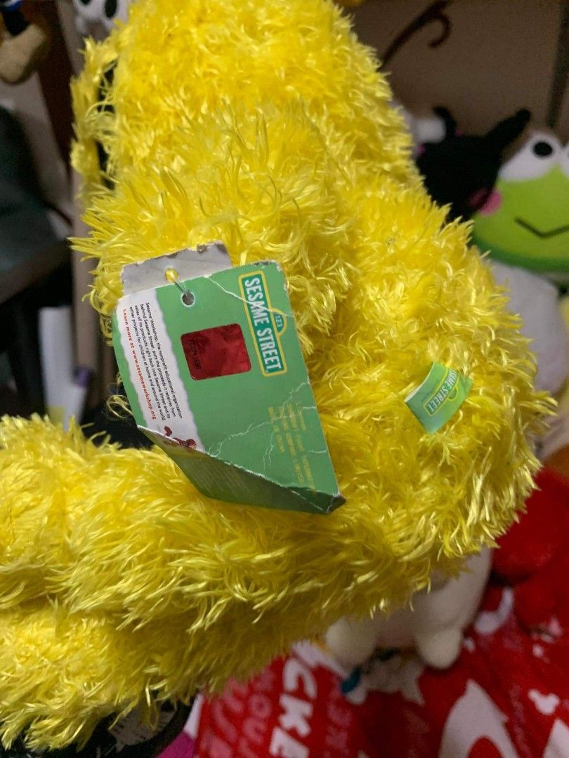 Sesame street yellow elmo on Carousell