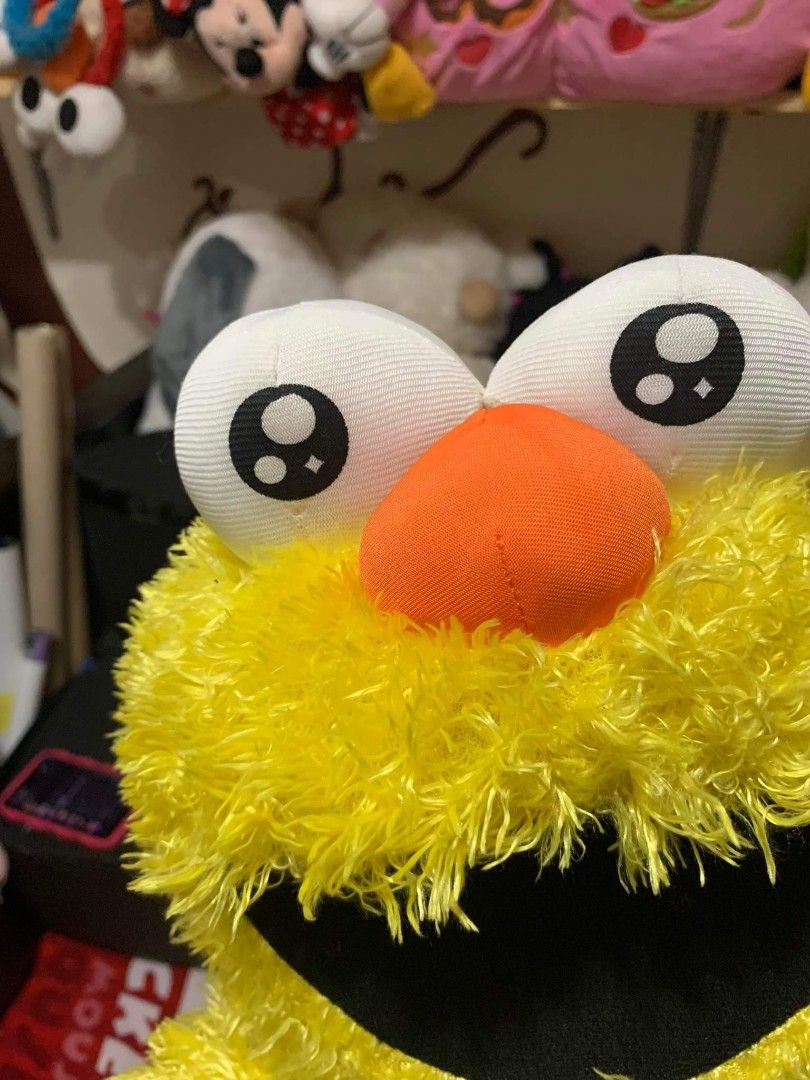 Sesame street yellow elmo on Carousell