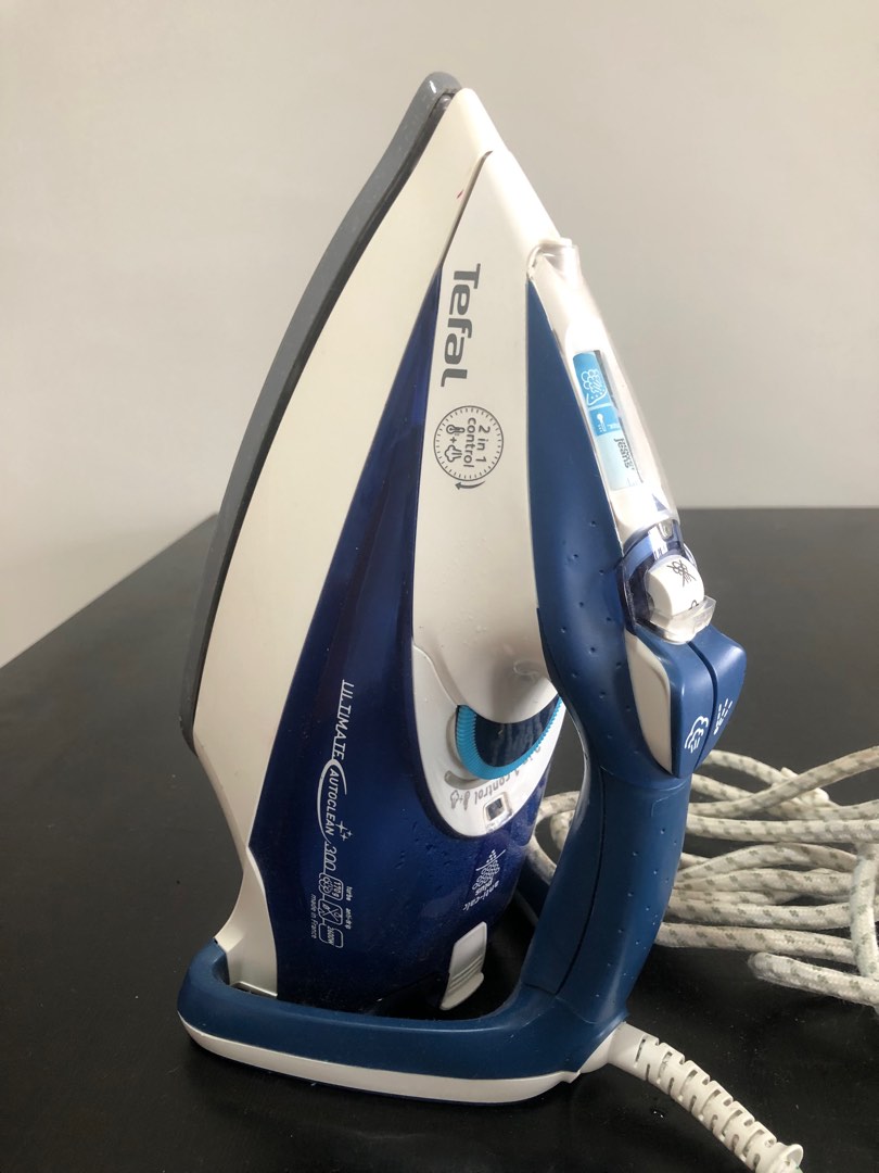 Tefal 2-in-1 control iron, TV & Home Appliances, Irons & Steamers on Carousell