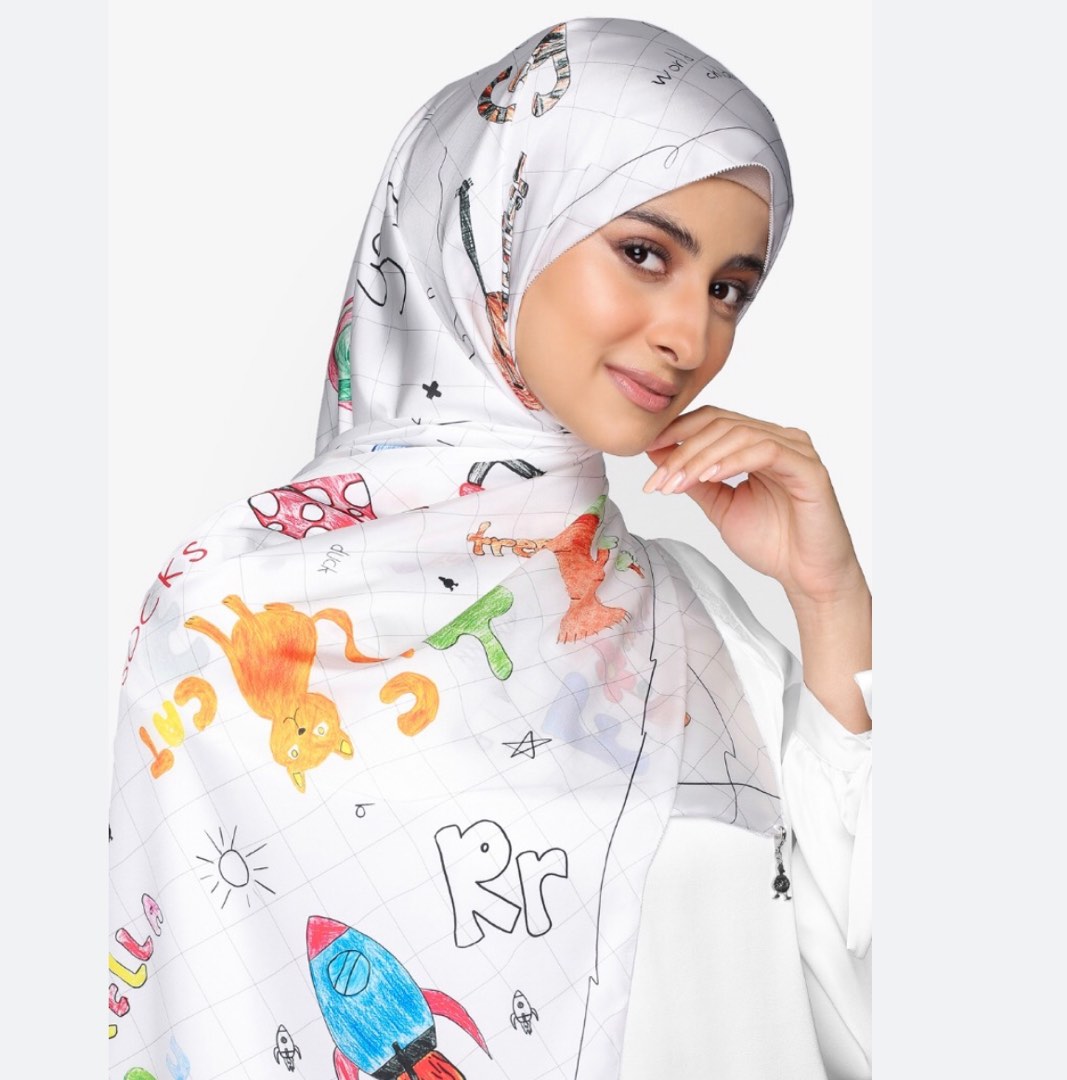 The doodle duck shawl, Women's Fashion, Muslimah Fashion, Hijabs on ...