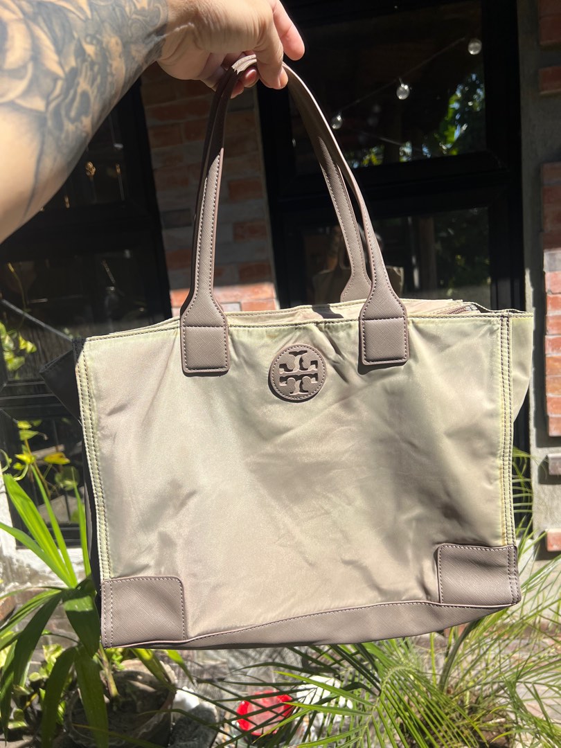 tory burch, Women's Fashion, Bags & Wallets, Tote Bags on Carousell