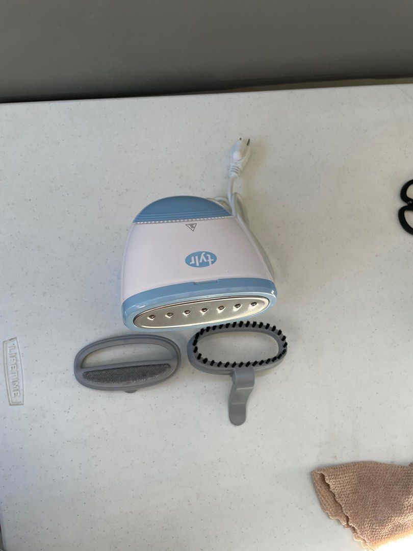 Tylr handled steamer, Furniture & Home Living, Cleaning & Homecare ...
