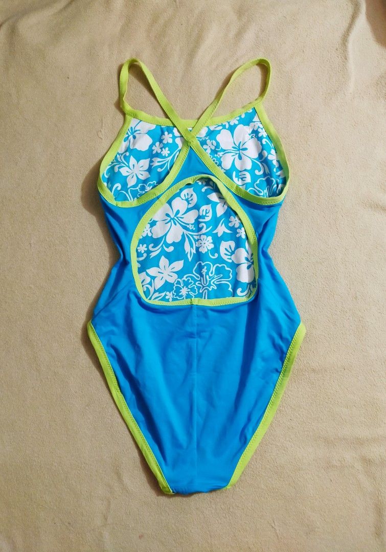 TYR REVERSIBLE ONE PIECE TRAINING SWIMSUIT, Women's Fashion, Swimwear ...