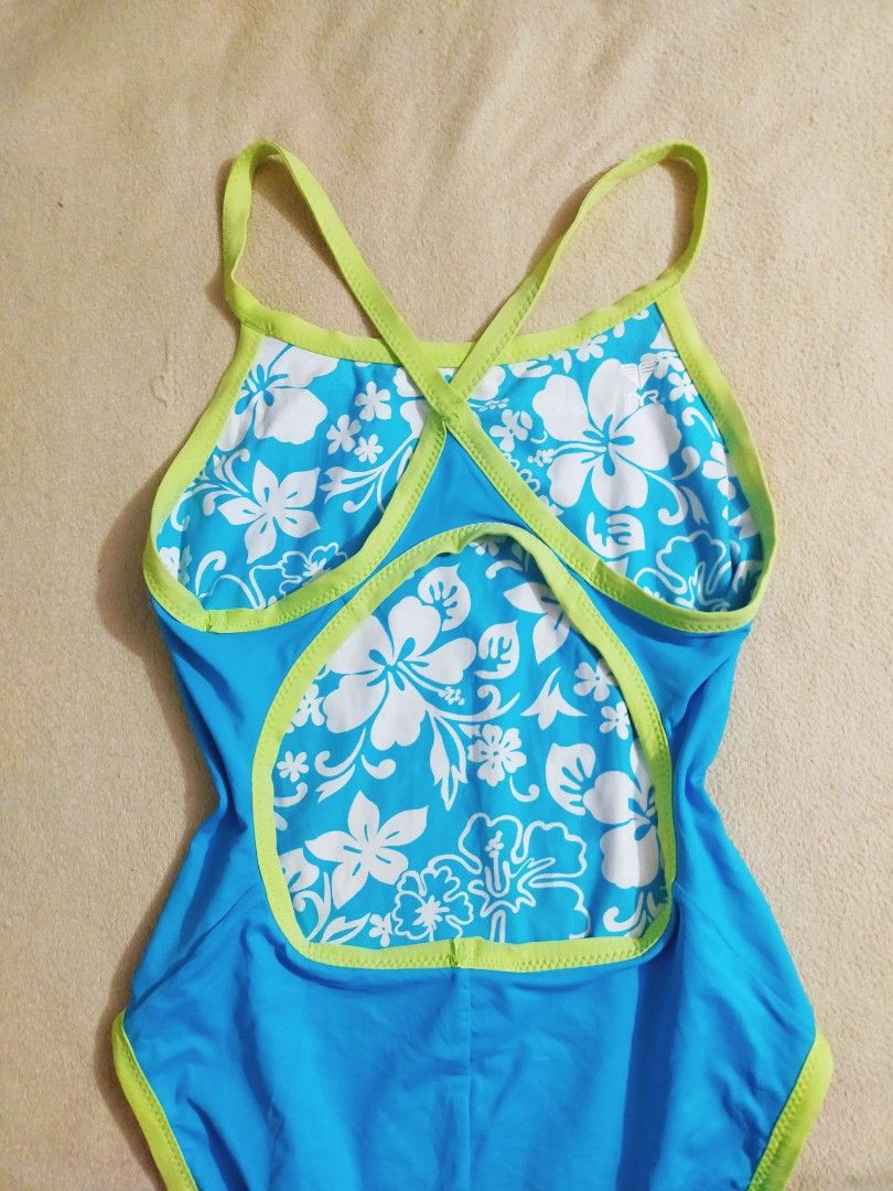 TYR REVERSIBLE ONE PIECE TRAINING SWIMSUIT, Women's Fashion, Swimwear ...