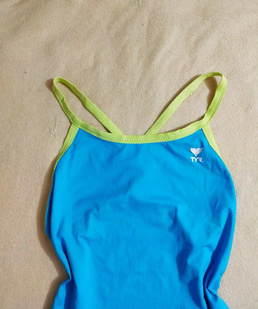 TYR REVERSIBLE ONE PIECE TRAINING SWIMSUIT, Women's Fashion, Swimwear ...