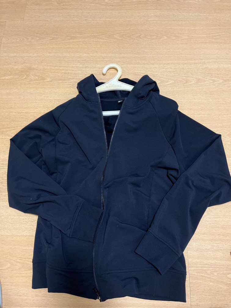 Uniqlo Jacket, Women's Fashion, Coats, Jackets and Outerwear on Carousell