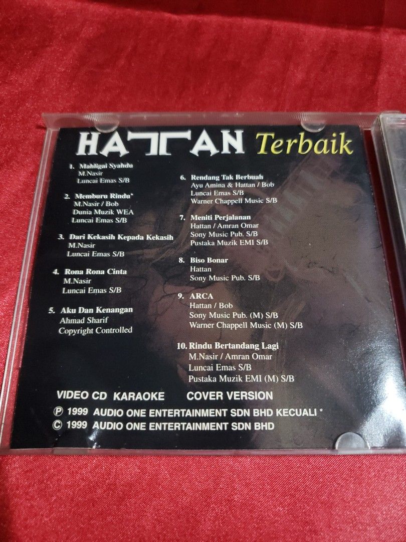 VCD KARAOKE / 1999 - HATTAN _ TERBAIK / VCD KARAOKE cover version, Hobbies & Toys, Music & Media ...