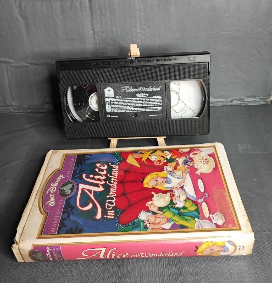 VHS Tapes Disney Alice in Wonderland, Hobbies & Toys, Memorabilia ...
