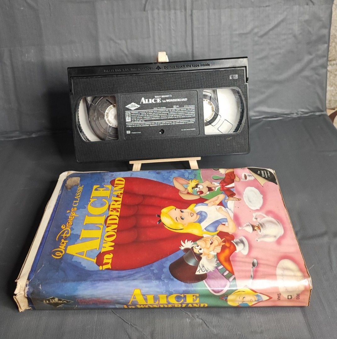 VHS Tapes Disney Alice in Wonderland, Hobbies & Toys, Memorabilia ...