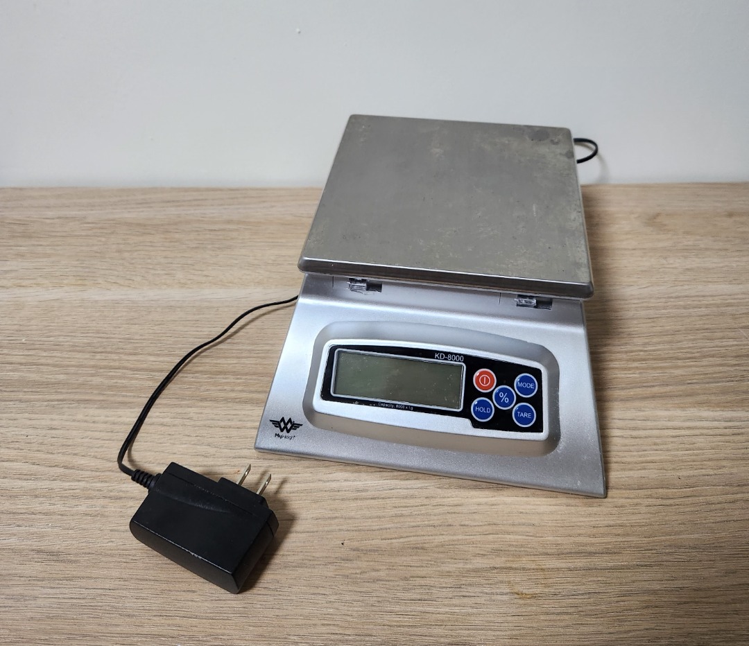 WMF Kitchen Scale, Furniture & Home Living, Kitchenware & Tableware ...