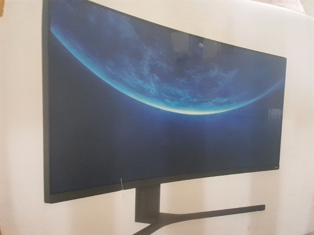 Xiaomi 34" curved monitor (hairline dead pixel), Computers & Tech ...