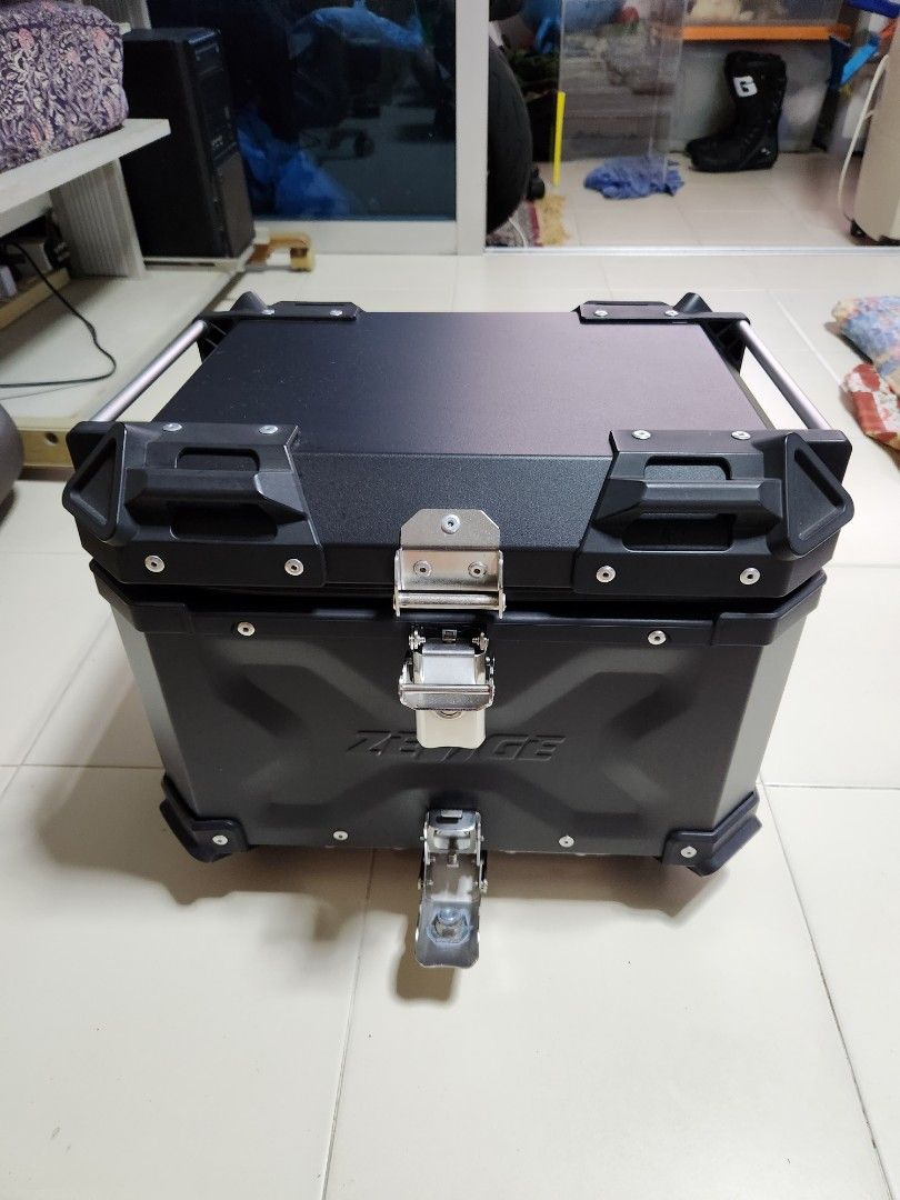 Zedge X-pursuit top case box, Motorcycles, Motorcycle Accessories on ...