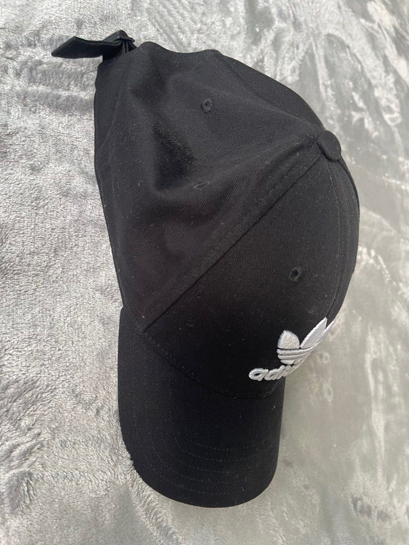 Addias Cap, Men's Fashion, Watches & Accessories, Caps & Hats on Carousell