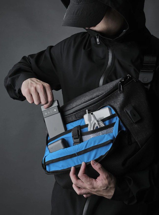 ALPAKA Bravo Sling Max Pro V2, Men's Fashion, Bags, Sling Bags on Carousell