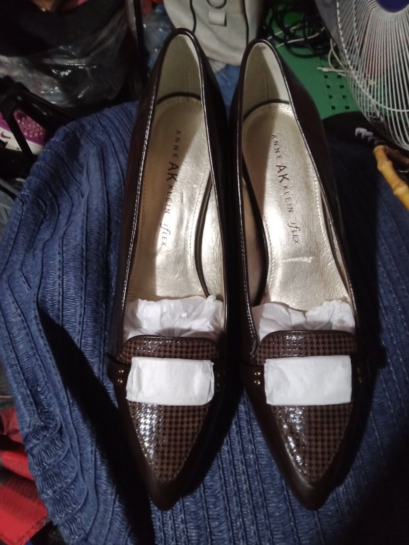 Anne Klein iflex pointy shoes, Women's Fashion, Footwear, Heels on Carousell