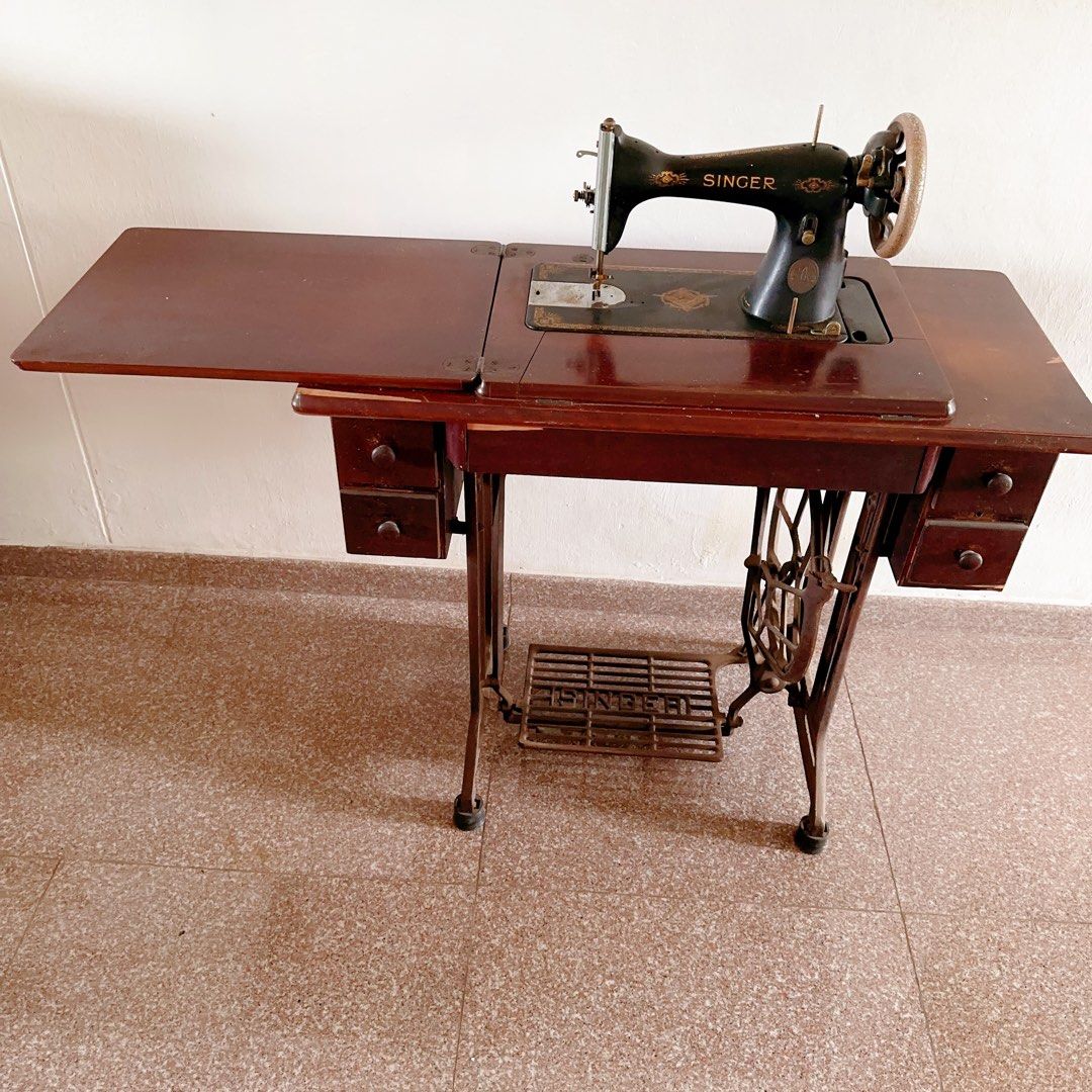 Antique Singa Sewing Machine, Hobbies & Toys, Memorabilia ...
