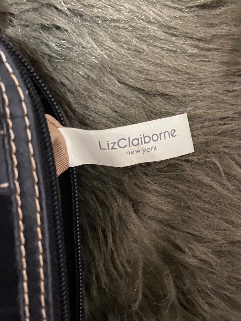 AUTHENTIC AND PRETTY LIZ CALIBORNE SING BAG, Luxury, Bags & Wallets on ...
