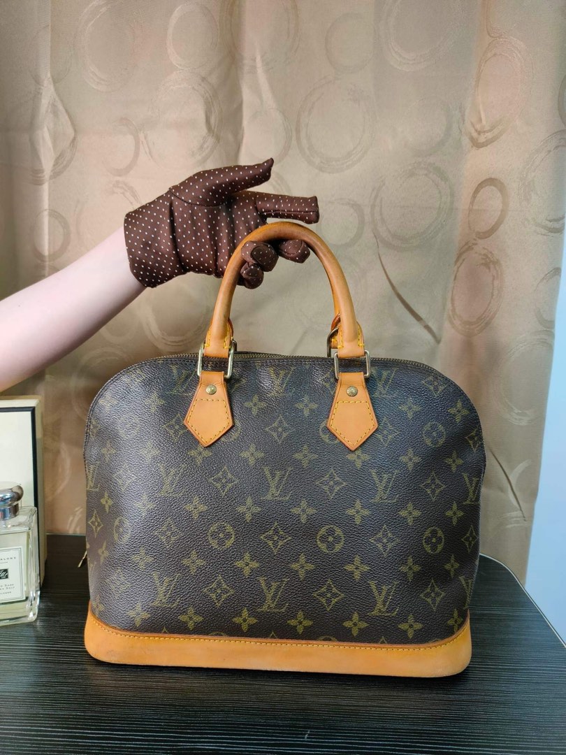 Authentic lv alma on Carousell