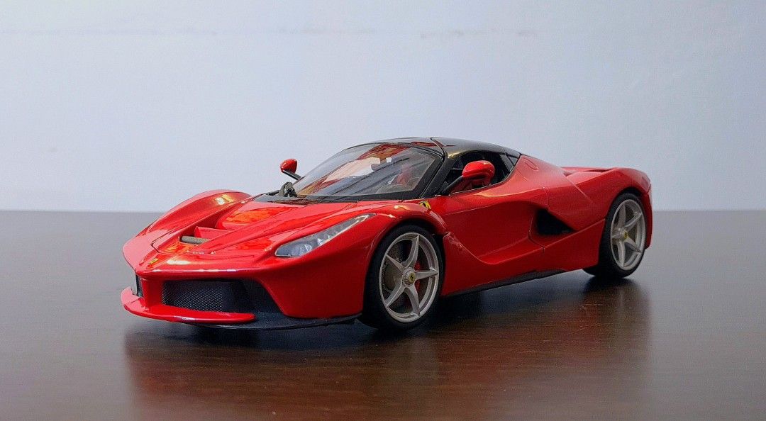 Bburago 1/18 Ferrari LaFerrari Signature Series, Hobbies & Toys, Toys ...