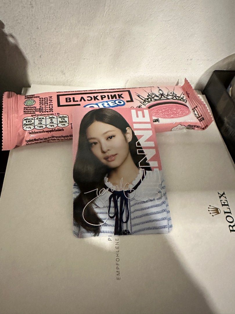 BlackPink Jennie Oreo Card Collectible, Hobbies & Toys, Memorabilia ...