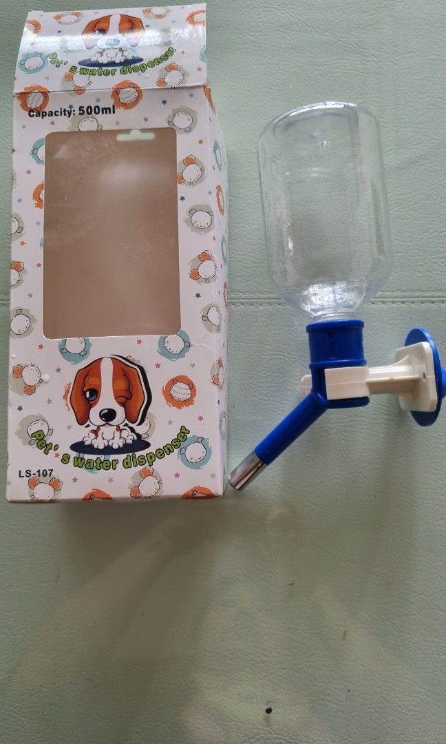 Brand New 500ml pet drinking water dispenser bottle, Pet Supplies, Homes & Other Pet Accessories ...