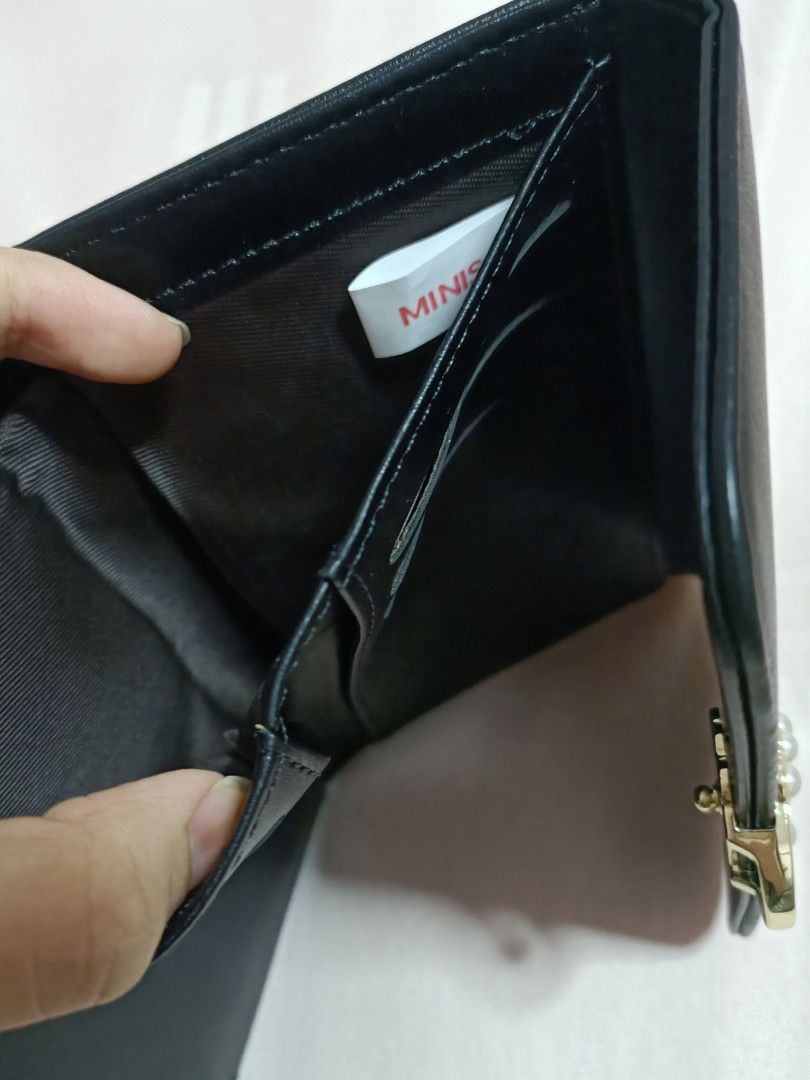 Miniso black wallet, Women's Fashion, Bags & Wallets, Wallets & Card ...
