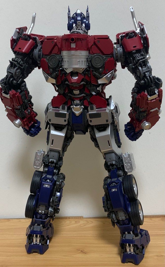 bulit yolopark Transformers optimus prime, Hobbies & Toys, Toys & Games ...