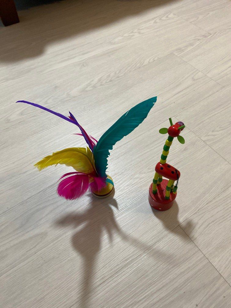 Chapteh and giraffe toy, Hobbies & Toys, Toys & Games on Carousell