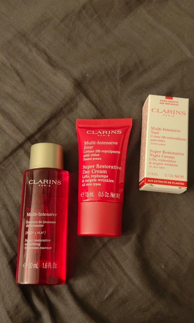 Clarins Super Restorative Deluxe Set, Beauty & Personal Care, Face ...
