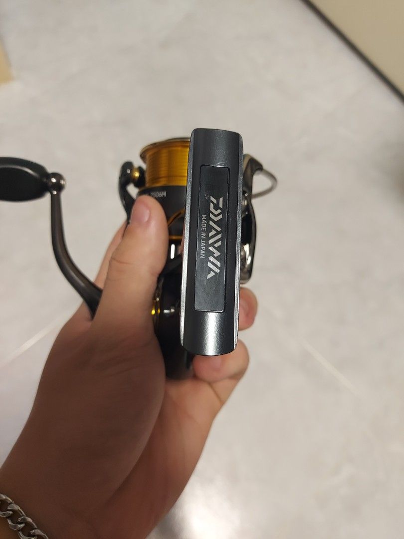 daiwa certate 2506H high speed, Sports Equipment, Fishing on Carousell