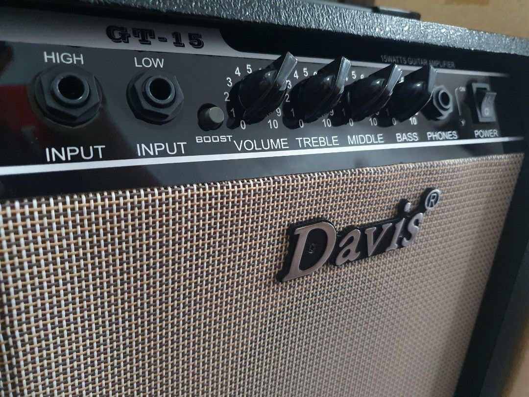Davis GT-15 Guitar Amplifier 15watts, Hobbies & Toys, Music & Media ...