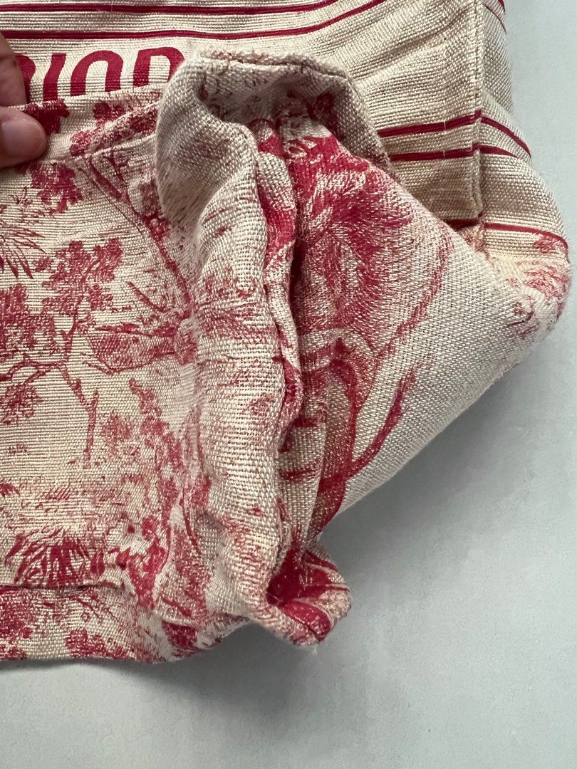 Christian Dior Riviera Linen Tote Red, Women's Fashion, Bags & Wallets ...