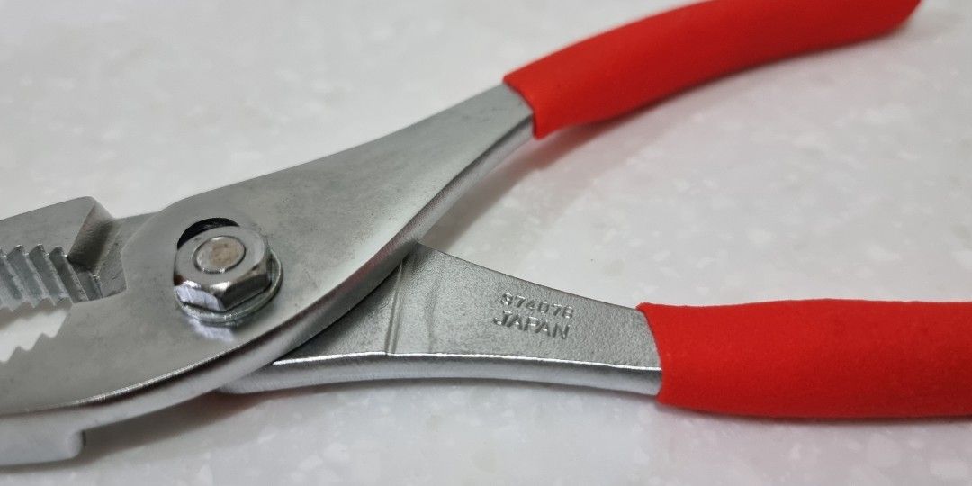 Gisuke 21 -013 Pliers, Furniture & Home Living, Home Improvement ...