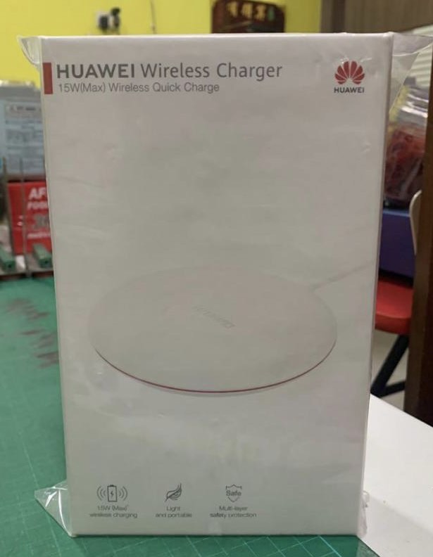 Huawei Wireless Charger, Mobile Phones & Gadgets, Mobile & Gadget ...