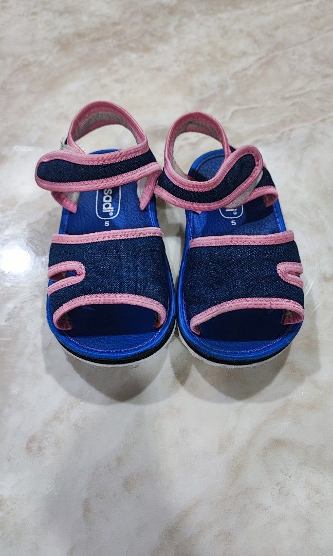 Kasut budak Asadi - Saiz 5, Babies & Kids, Babies & Kids Fashion on ...
