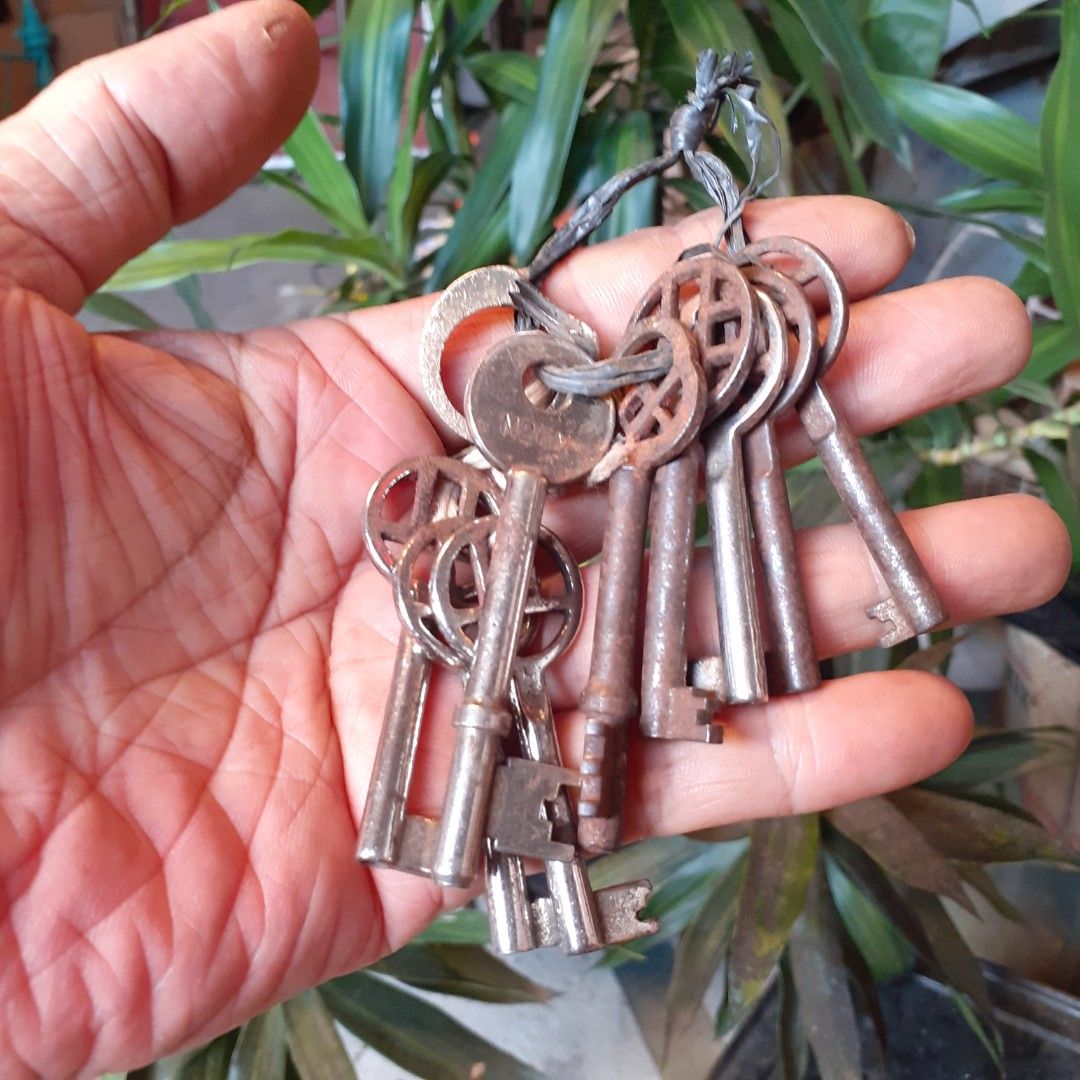 Kunci jadul, Antik, Pajangan di Carousell