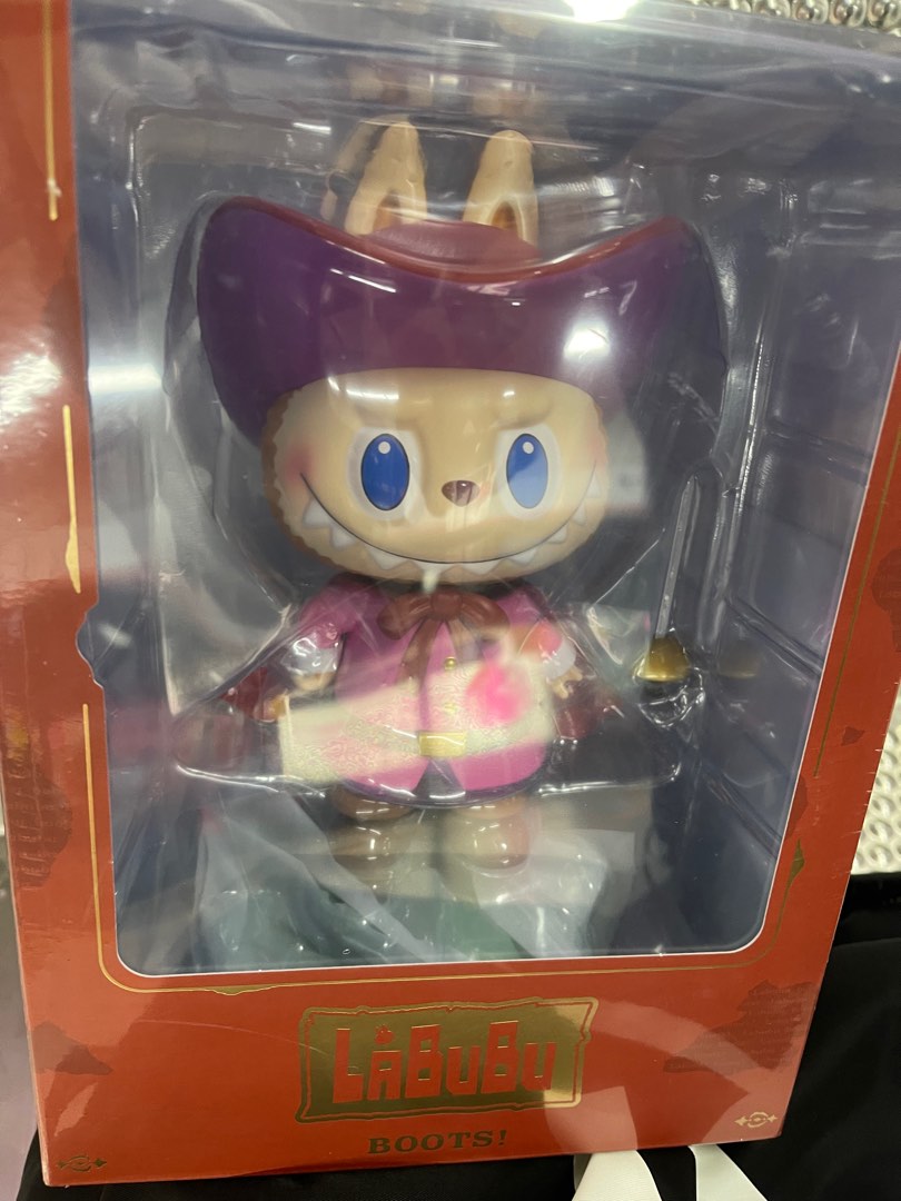 Labubu 劍俠！ very rare! Labubu fans 難得機會擁有佢!, 興趣及遊戲, 玩具 & 遊戲類 - Carousell