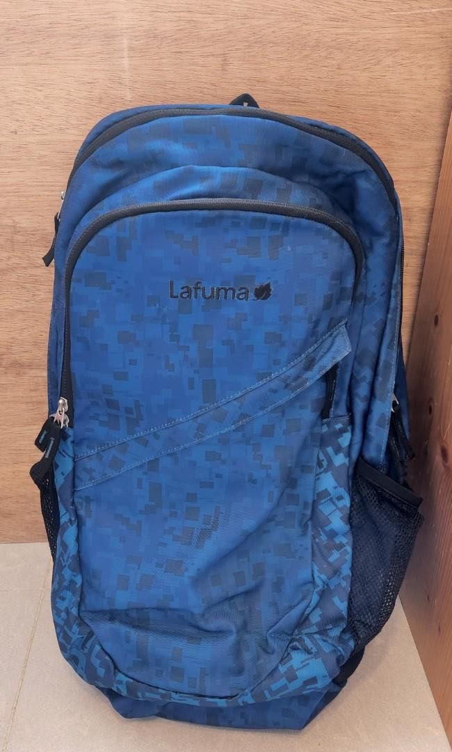 Lafuma 背囊 背包 30L, 連防水袋 backpacker Backpack, 名牌, 手袋及銀包 - Carousell