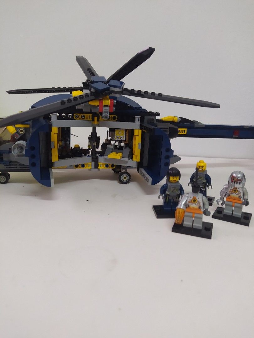 LEGO 8971 Helicopter Areal Defence Unit, Hobbies & Toys, Toys & Games ...